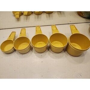Tupperware | Kitchen | Tupperware Vintage Mustard Yellow Retro 7s ...